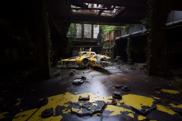 Secret Hangar Stock Illustrations – 67 Secret Hangar Stock ...