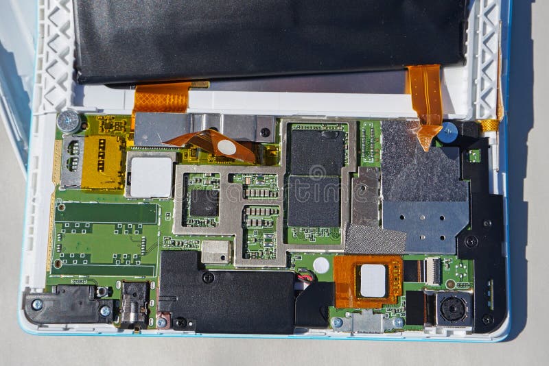 Broken tablet device stock image. Image of cable, device - 96923415