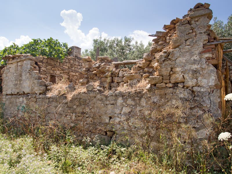 Crumbling Stone Wall