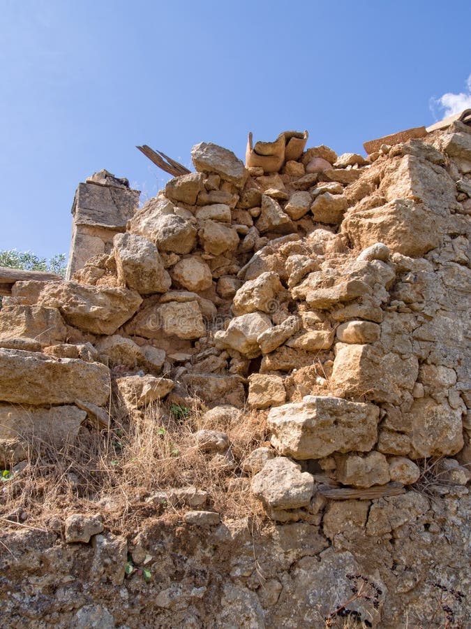 Broken wall stock image. Image of broken, ancient, abandoned - 41761017