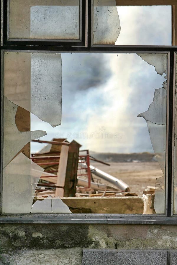 Broken Window Crime Scene Stock Photos - Download 633 Royalty Free Photos