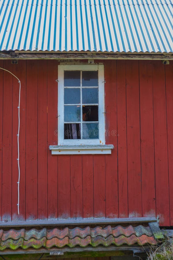 284 Broken Window Red Barn Stock Photos - Free & Royalty-Free Stock ...