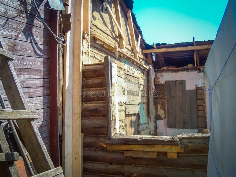 Old broken wood house stock image. Image of burnt, buildings - 59134809