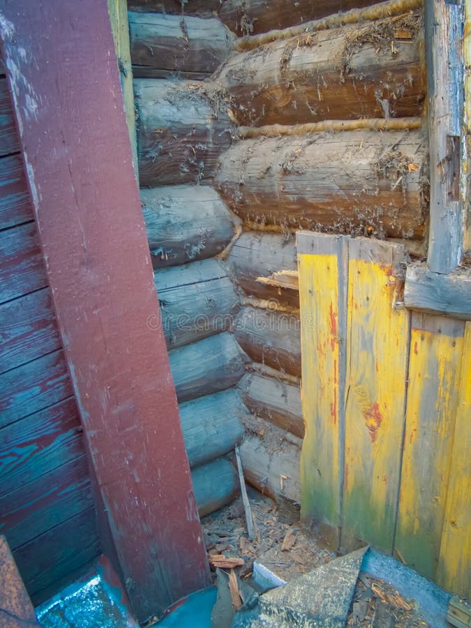 Broken wood house stock photo. Image of ruin, deserted - 106830438