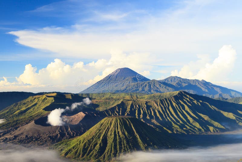 Vulkan Bromo Batok Semeru, Java, Indonesien Stockbild - Bild von asien ...