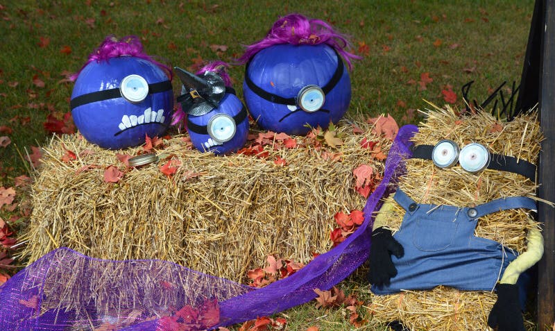 Halloween hay Minions editorial photo. Image of canada - 198264041