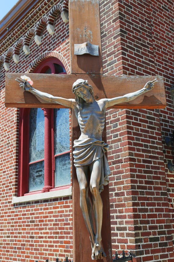 Bronze Statue of Jesus Christ Crucified Stock Photo - Image of crucifix ...