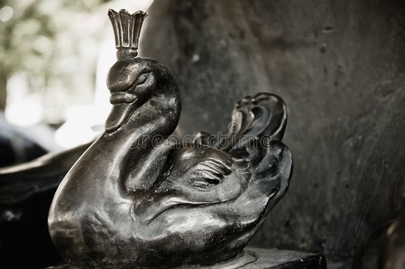 Bronze Statue Of The Swan Picture. Image: 19568888