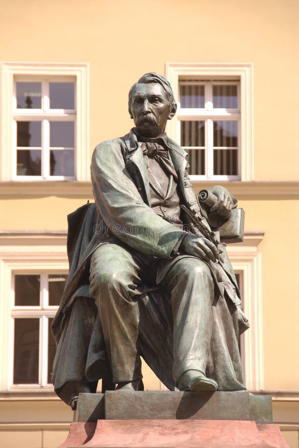 Bronze statue of a writer stock image. Image of center - 26308801