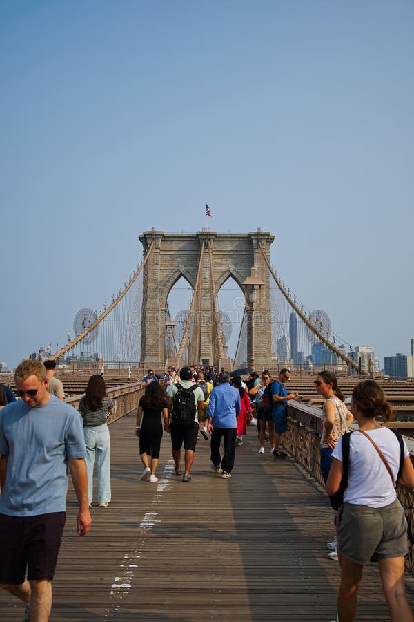 Brooklyn Bridge editorial photo. Image of hudson, view - 335829016