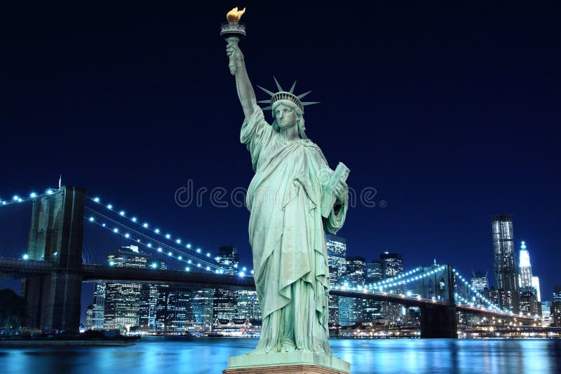 Brooklyn Bridge and the Statue of Liberty Stock Photo - Image of scenic ...