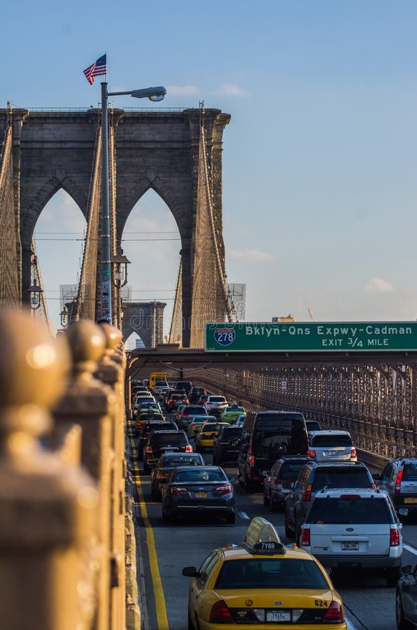 Brooklyn Bridge editorial photography. Image of road - 75736947