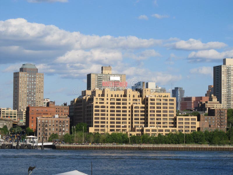 Brooklyn Skyline editorial photography. Image of watchtower - 38931522