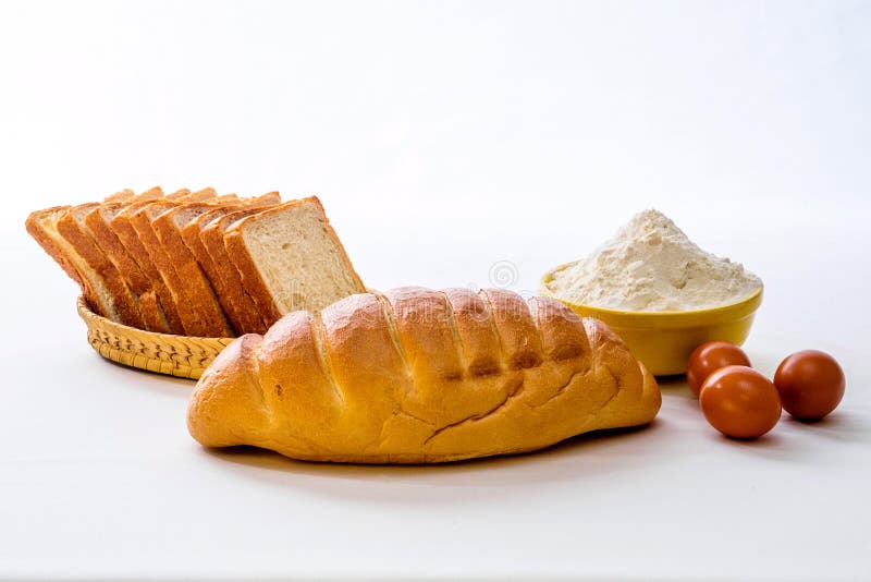 Brot, Mehl und Eier stockbild. Bild von mehl, bäckerei - 50886661