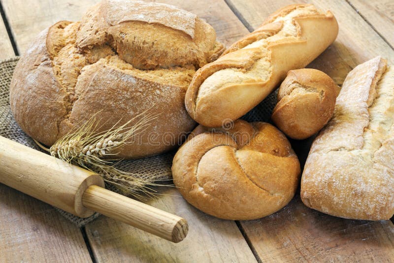 Brote stockfoto. Bild von nahrung, frische, bauernhof - 55237666