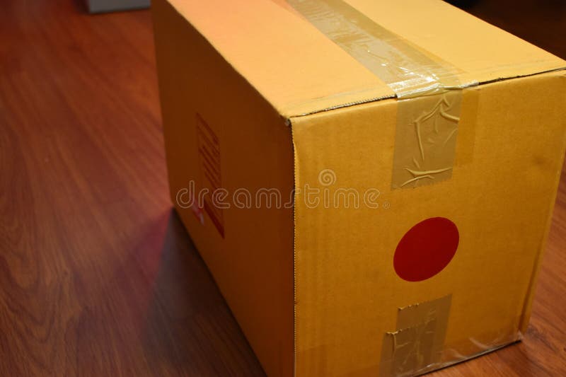 Brown Box Packaging for Shipping, Paper Texture Stock Image - Image of ...