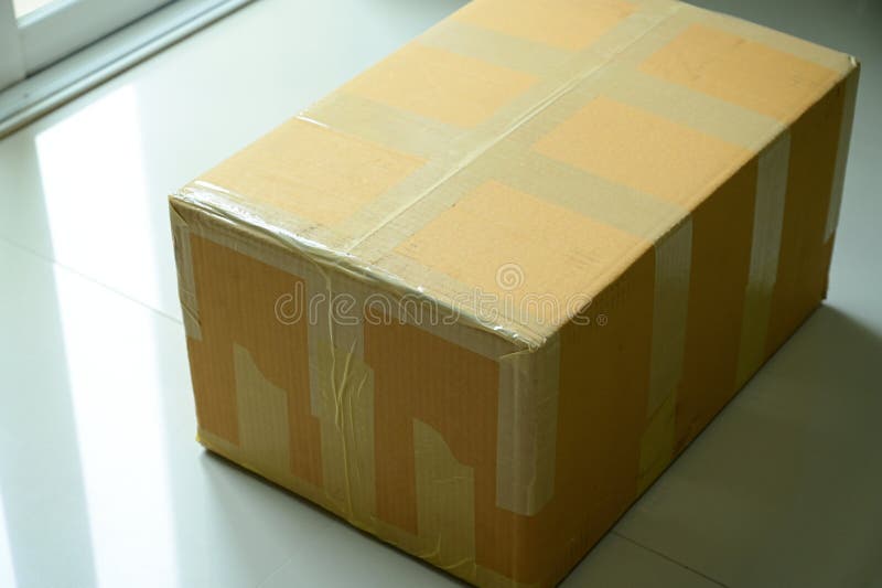 Brown Box Packaging for Shipping, Paper Textured Stock Image - Image of ...