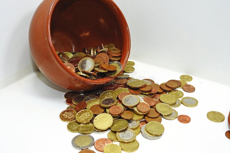 Clay pot with coins stock photo. Image of pennies, treasure - 13002528