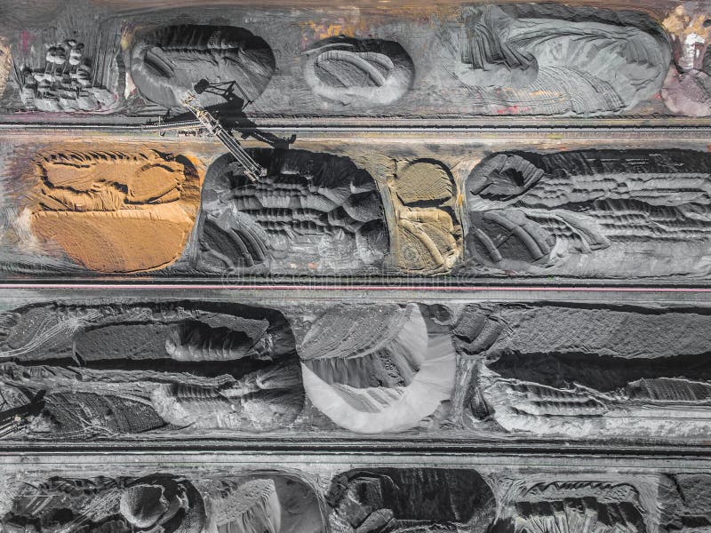 Brown Coal Deposits. Surface Mine with Exposed Colored Minerals Stock ...