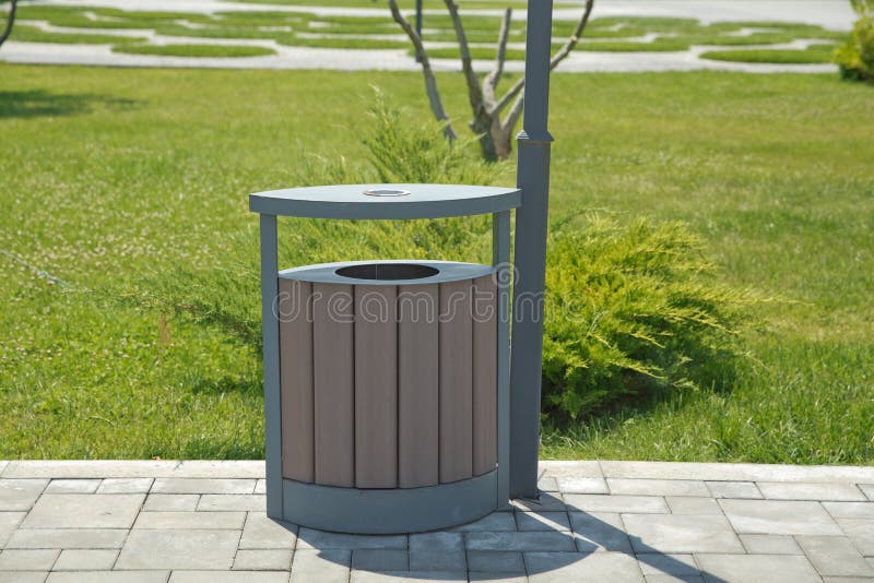 Rubbish Box in the Park . a Wooden Urn and a Comfortable Empty Park ...