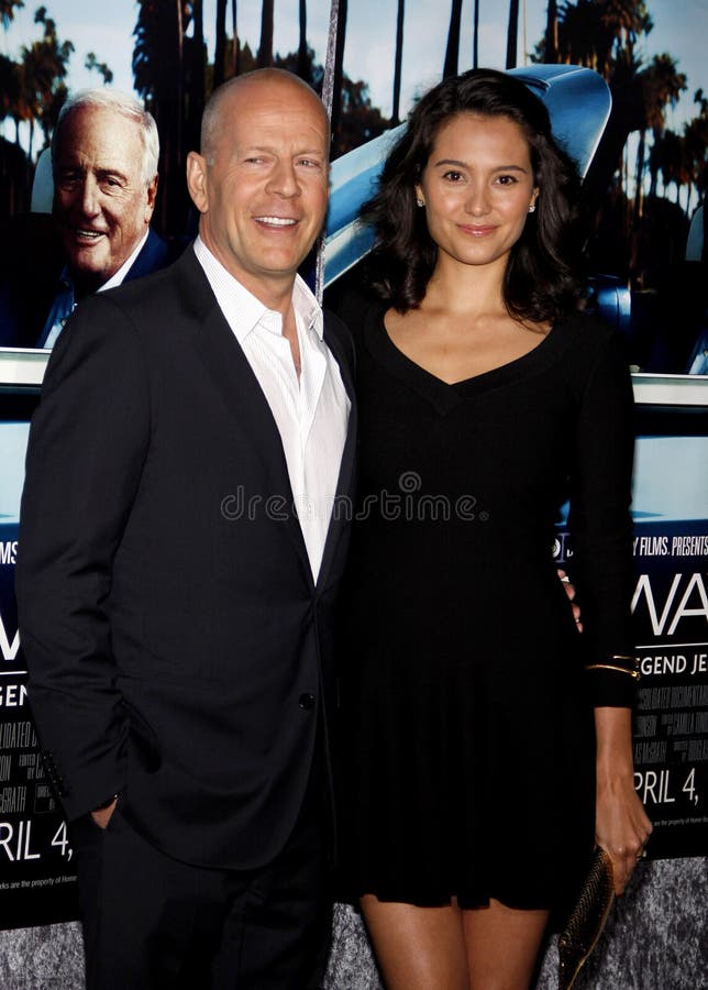 Bruce Willis Et Emma Heming Photo éditorial - Image du épaule ...