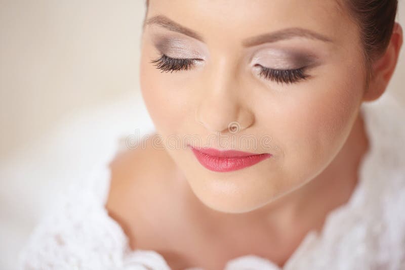 Brud med fint smink arkivfoto. Bild av kvinnlig, inre - 50691394