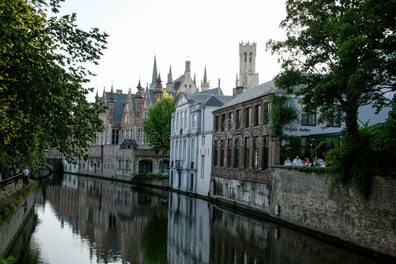 Brujas Francia imagen de archivo editorial. Imagen de torre - 94450129