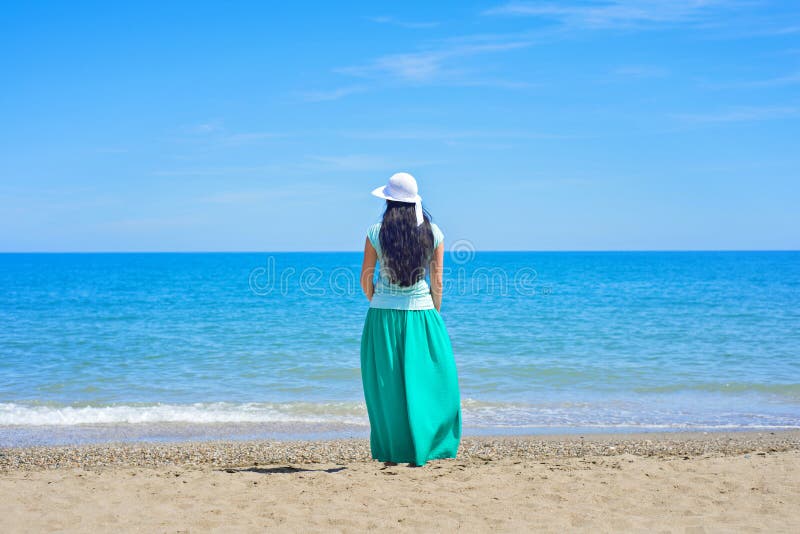 Brunette Mit Dem Langen Haar Weg Gedreht Stockfoto - Bild von person ...