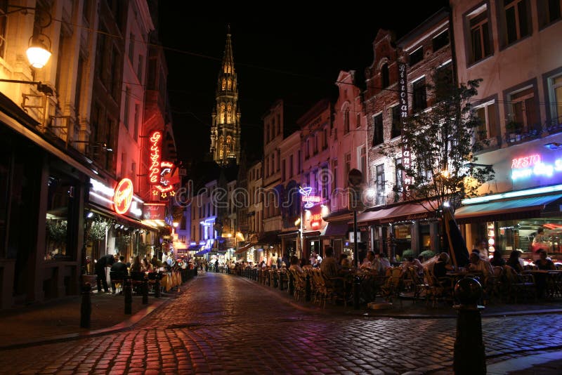 Brussels editorial image. Image of nightlife, cafes, dark - 17702460
