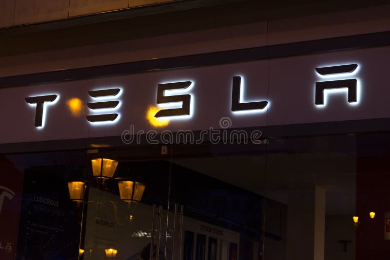 Brussels, Brussels/belgium - 13 12 18: Tesla Store Sign in Brussels ...