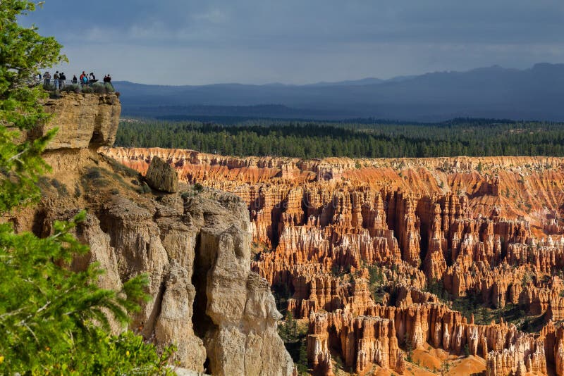 Bryce Canyon from Bryce Point with Tourists at Viewpoint Stock Image ...