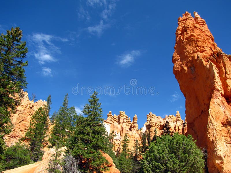 Bryce Canyon park spires stock image. Image of early - 11826207
