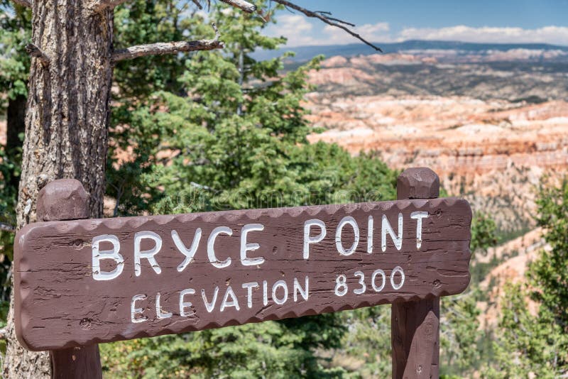 Bryce Point Sign in Bryce Canyon Stock Photo - Image of park, landscape ...
