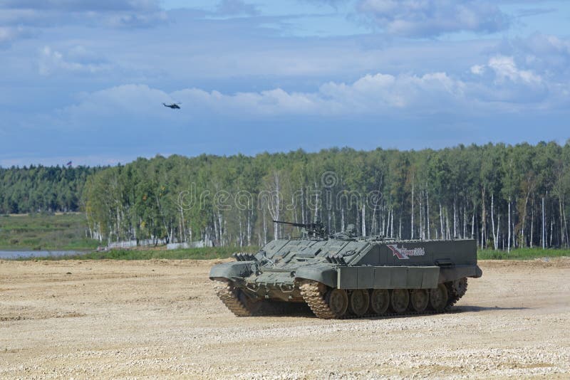 BTR-T foto de stock editorial. Imagem de manobra, equipamento - 80921548