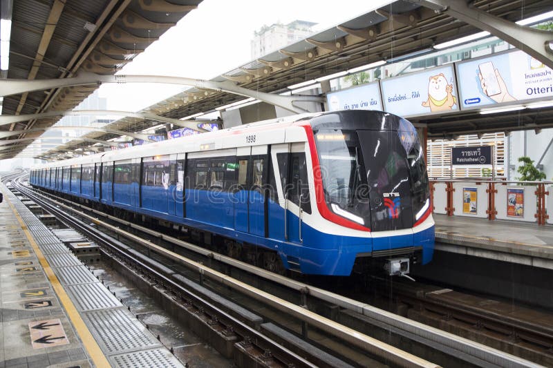 BTS Sky Train Approaches the Station Platform in Bangkok Editorial ...