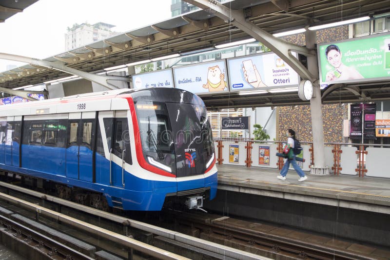 BTS Sky Train Approaches the Station Platform in Bangkok Editorial ...