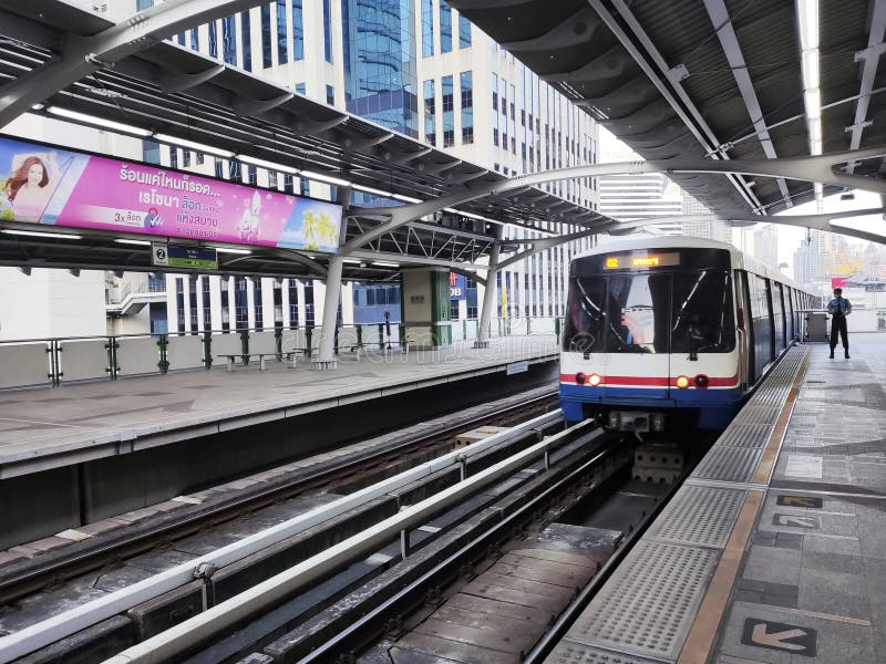 BTS Sky Train Approaches the Station Platform in Bangkok Editorial ...