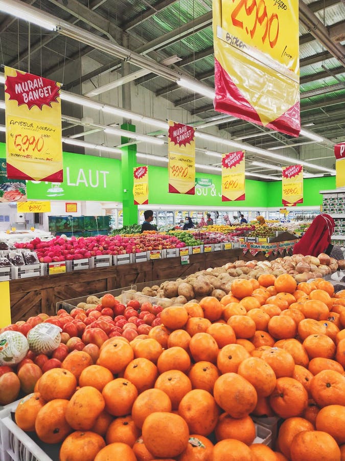 Buah segar supermarket editorial stock image. Image of buah - 219753839