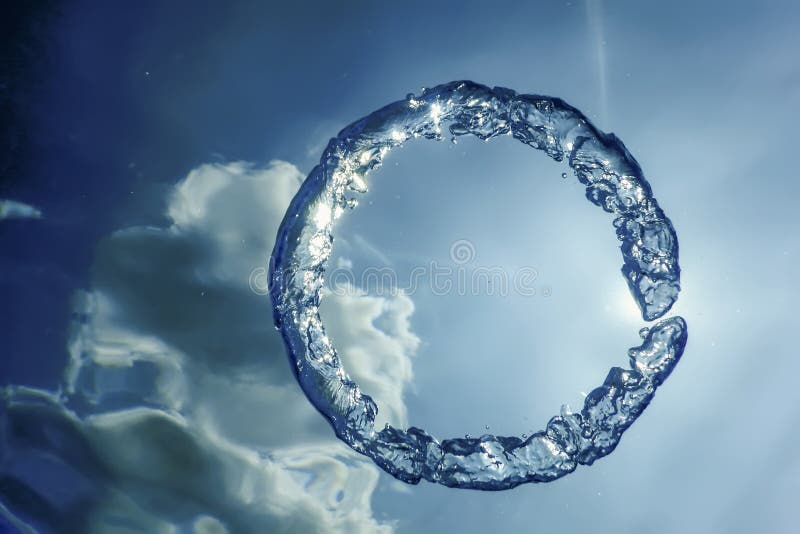 Bubble Ring Underwater, Ring Bubble Stock Photo - Image of diving ...