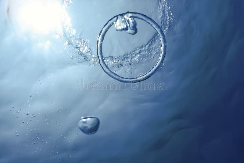 Bubble Ring Underwater, Ring Stock Photo - Image of white, ring: 341774148