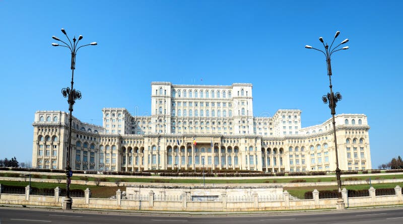 Bucarest - Palazzo Del Parlamento Immagine Stock - Immagine di turismo ...