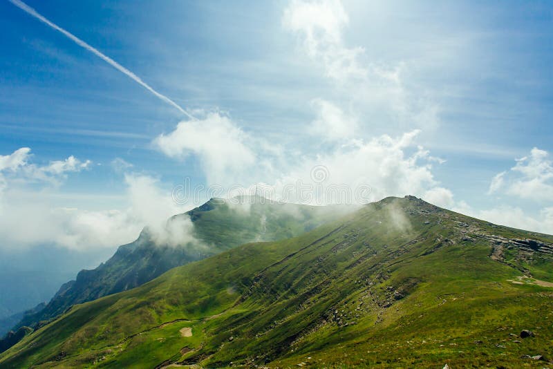 Bucegi-Berge, Das Caraiman-Kreuz Stockfoto - Bild von treck, spitze ...