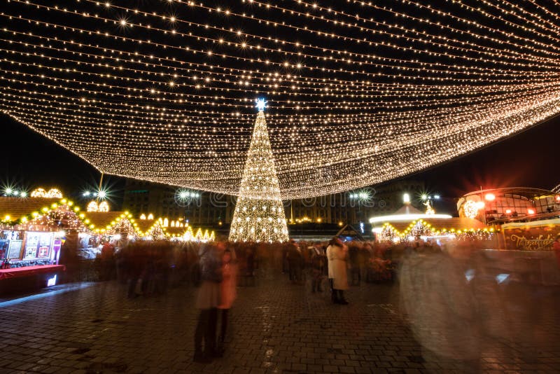 Bucharest Christmas Market at Night Editorial Photo - Image of nature ...