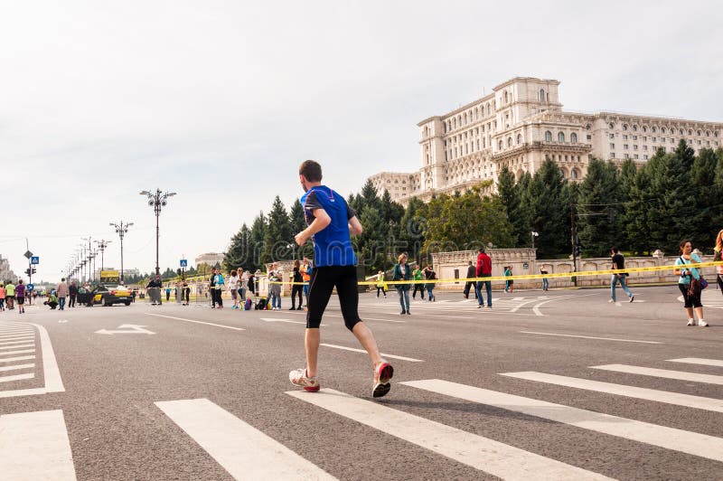 2015 Bucharest International Marathon Editorial Stock Image - Image of ...