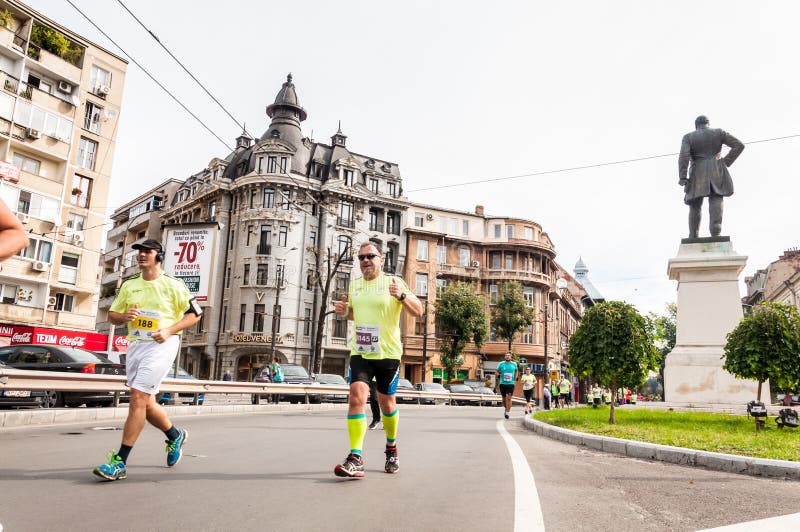 2015 Bucharest International Marathon Editorial Stock Image - Image of ...