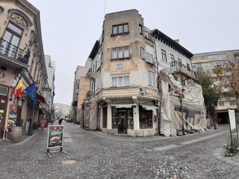 Bucharest old buildings editorial image. Image of bucharest - 132530595