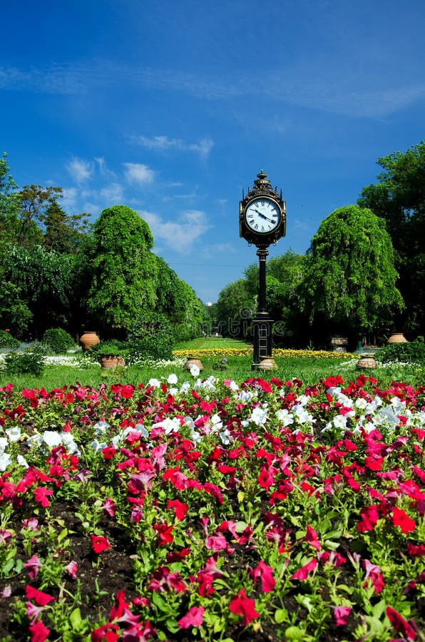 Bucharest Parks And Gardens - Cismigiu Stock Photo - Image of outdoor ...