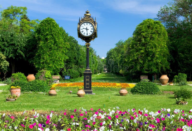 Bucharest Parks and Gardens - Cismigiu Stock Photo - Image of outdoor ...