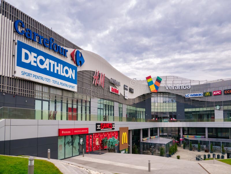 Veranda Mall Shopping Aisle, Bucharest Editorial Stock Image - Image of ...