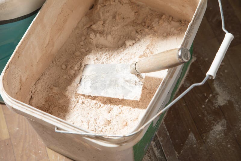 Bucket with Spatula, Interior Repair and Wall Alignment Stock Photo ...